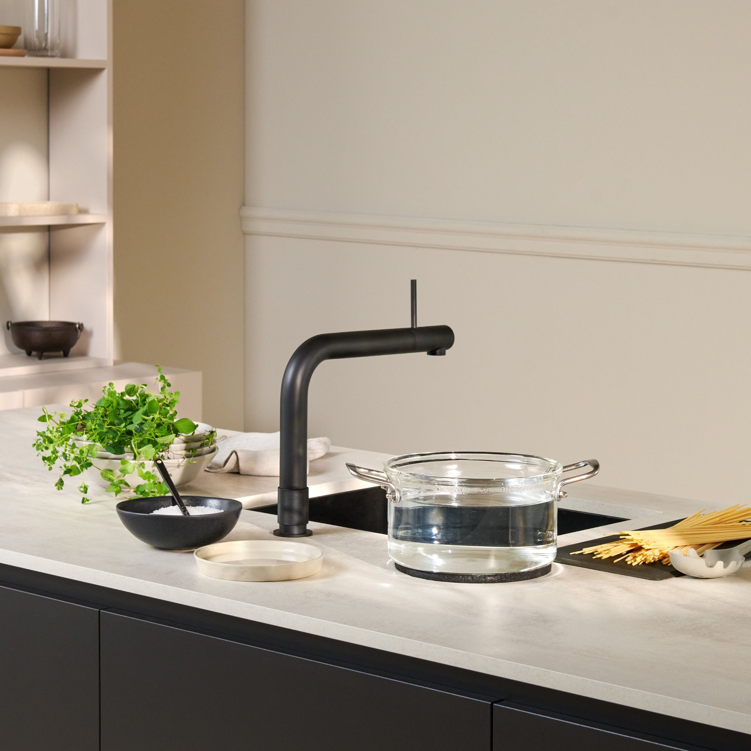 How to use a Quooker Front tap